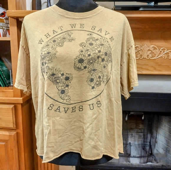 Fifth Sun | Tops | Fifth Sun Graphic Tee With Floral Earth Design ...